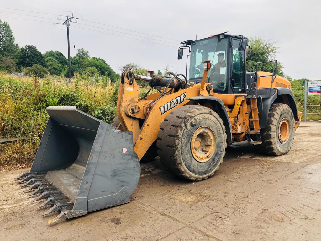 Machines | USED Machines | CASE 1021F